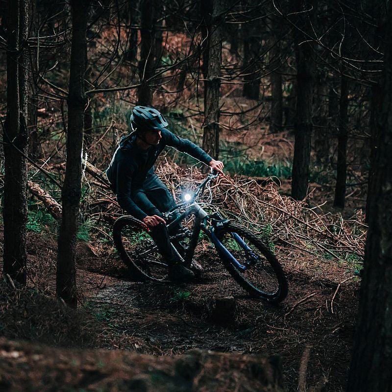 Lanterna bicicleta Olight Allty 2000, display OLED | Led-Box.ro – led ...